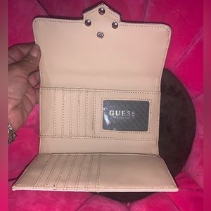 Guess | Bags | Nwt Guess Wallet | Poshmark